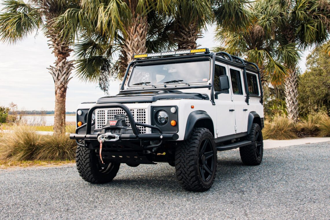 How Tall is a Land Rover Defender? A Complete Guide to Classic to ...